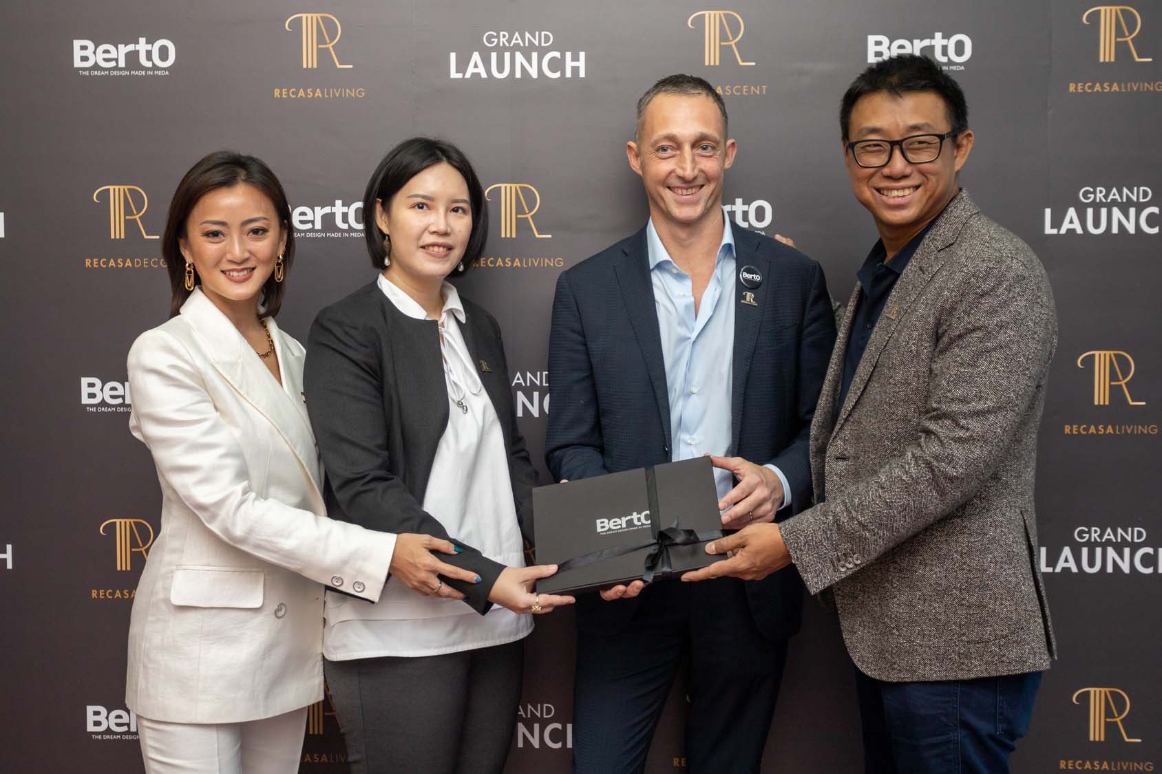 A new relationship with our customers in Singapore: Filippo Berto's ...